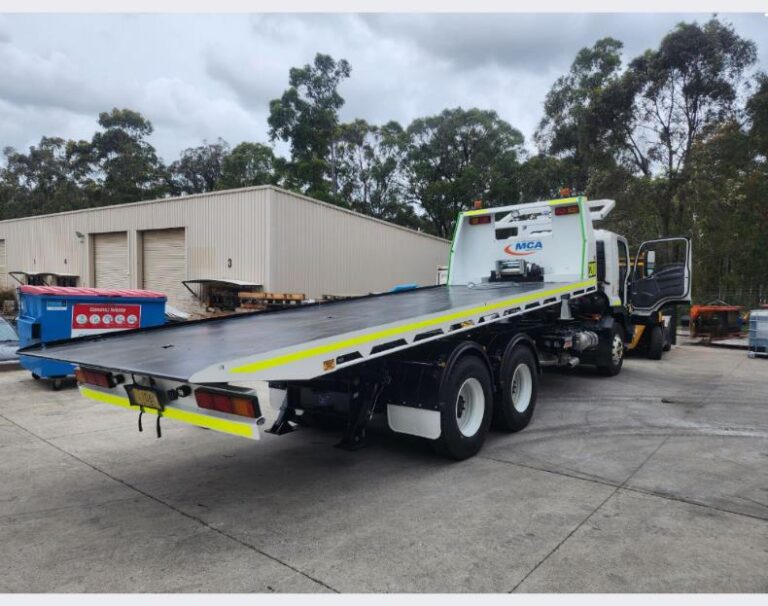 Isuzu FVZ260-300 MLWB Small Tilt Tray - MCA Engineering